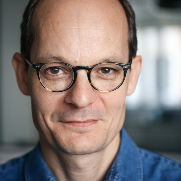 meet the team - Hari Studios